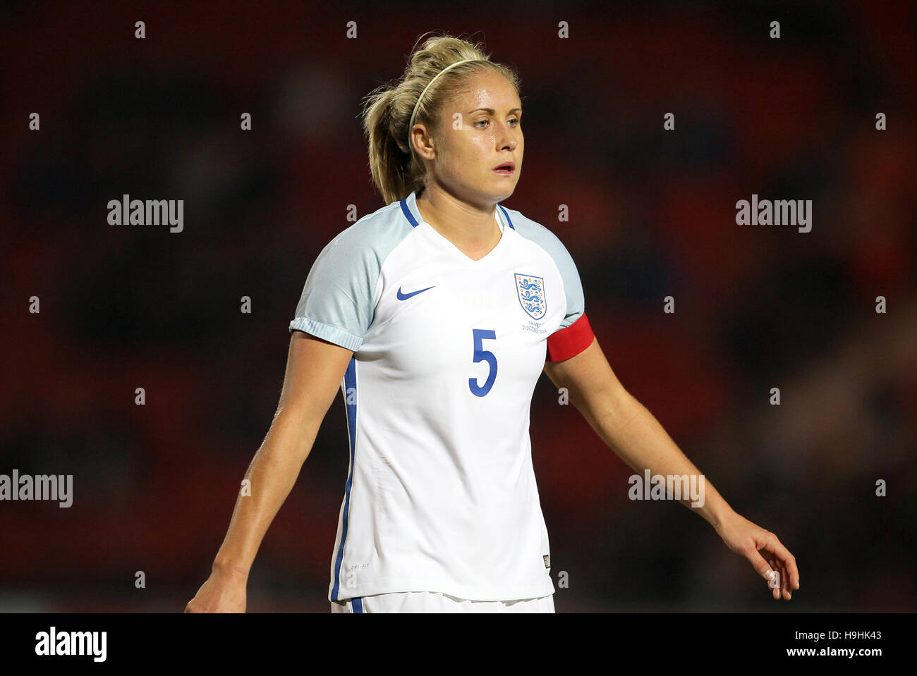 Half length mid top steph hi-res stock photography and images - Alamy