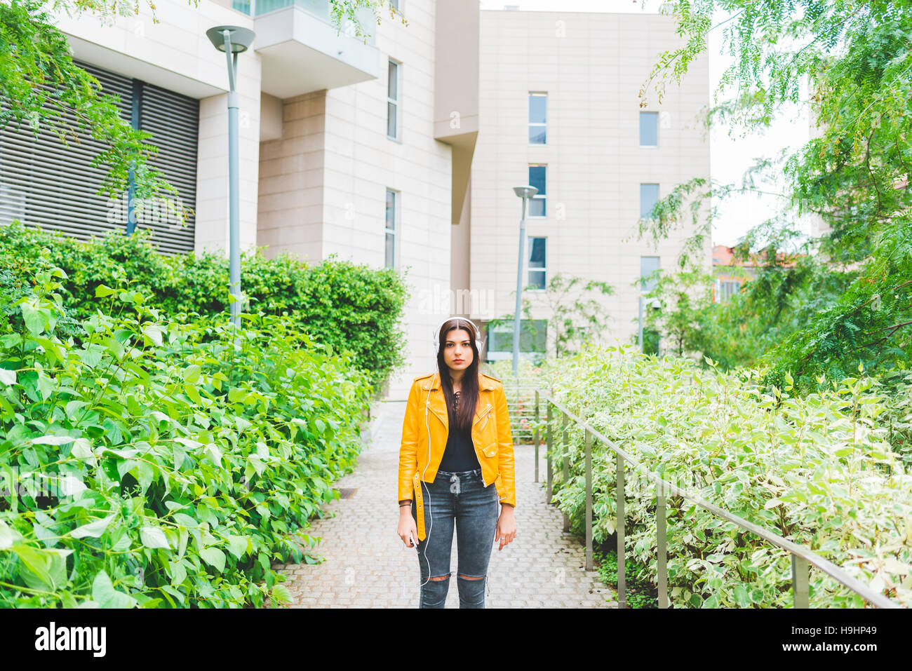 Half length of young beautiful caucasian brown long hair woman ...