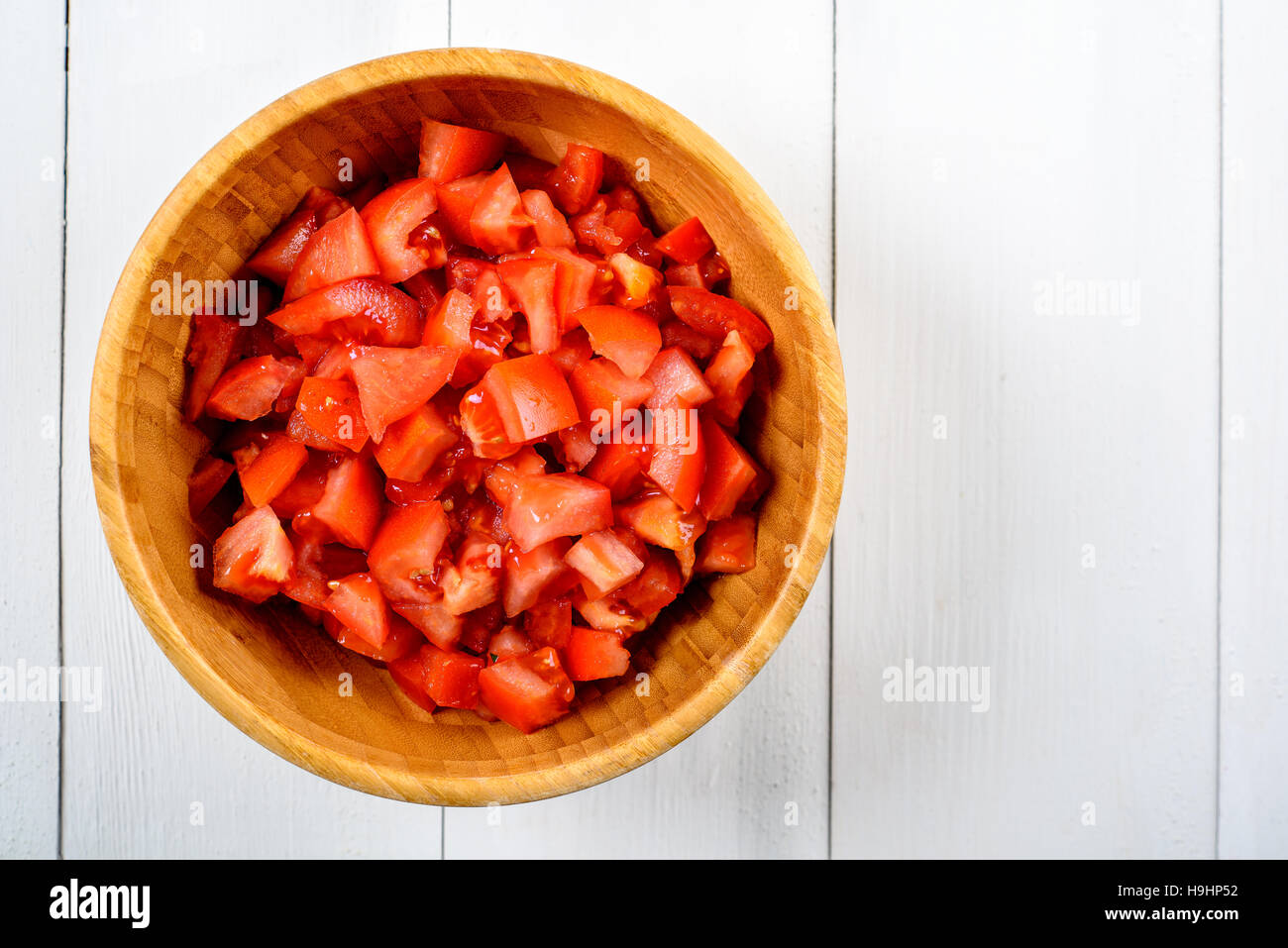 Chopped tomatoes hi-res stock photography and images - Alamy
