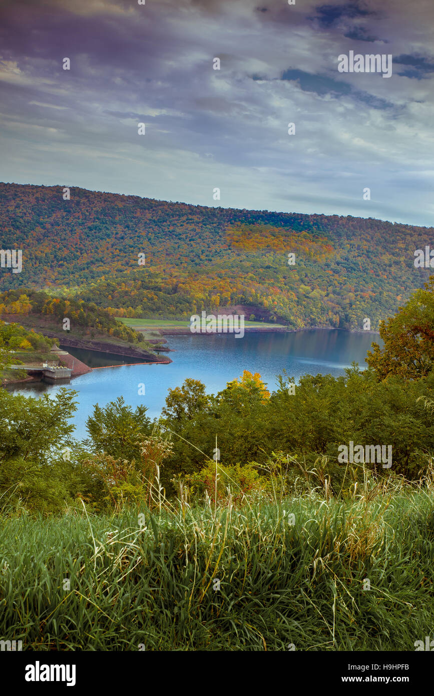 Raystown lake hi-res stock photography and images - Alamy