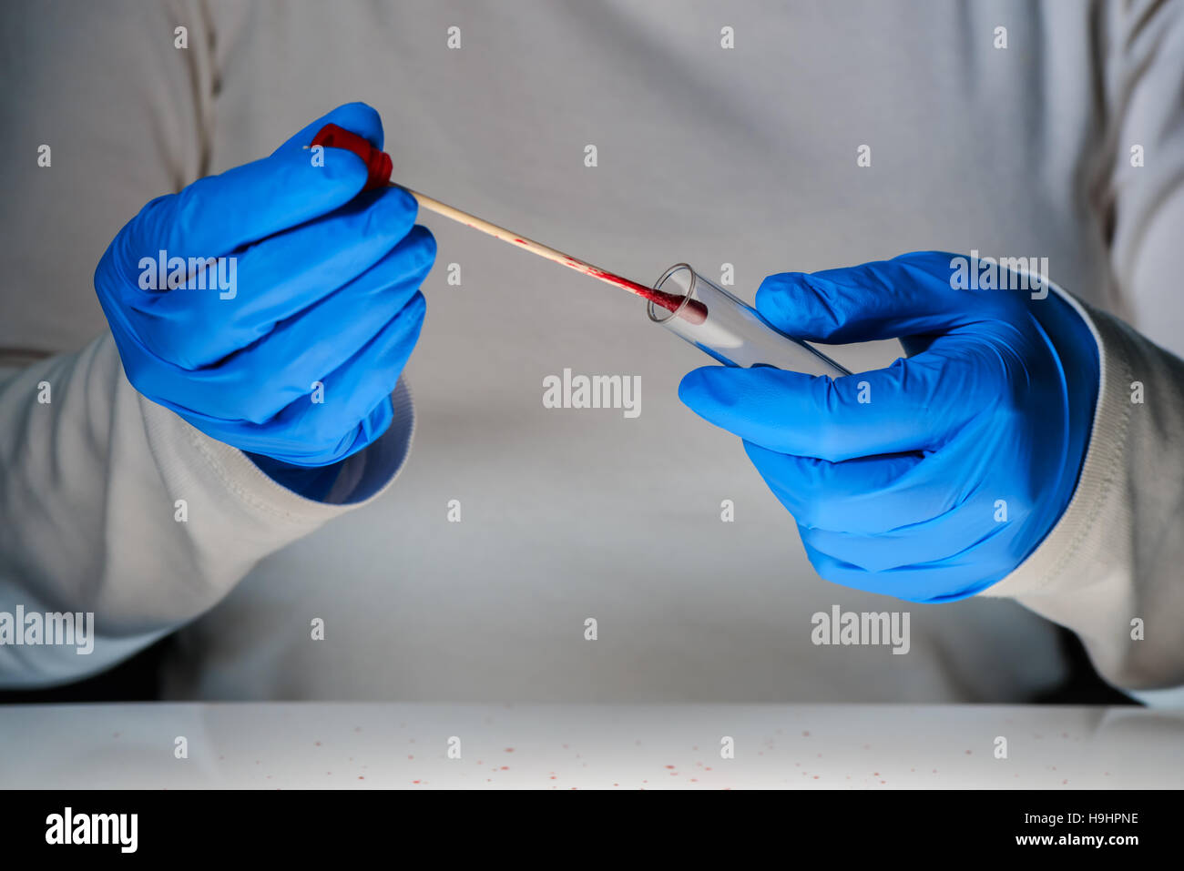 Forensic swab hi-res stock photography and images - Alamy