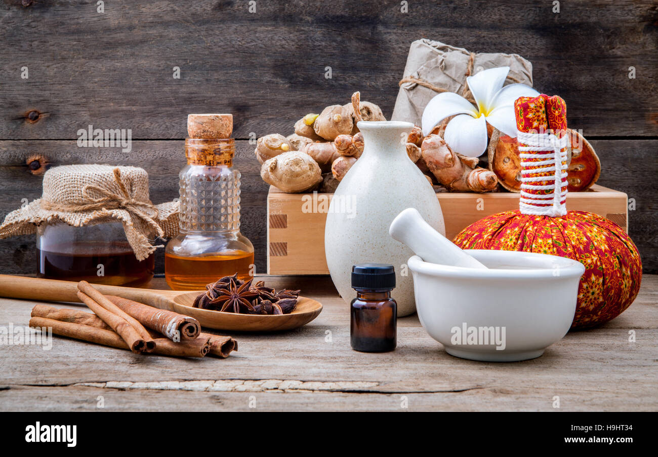 Natural Spa Ingredients herbal compress ball and herbal Ingredi Stock ...