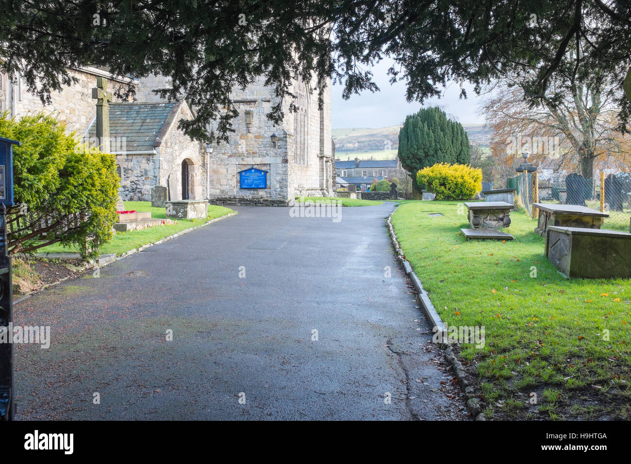 St michael mary church hi-res stock photography and images - Alamy