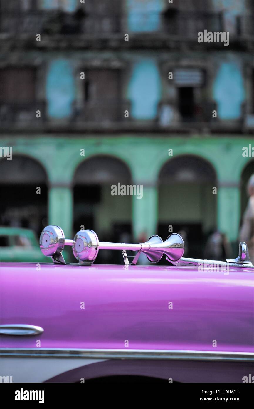 Classic Cuban cars on the streets on Havana, Cuba Stock Photo - Alamy