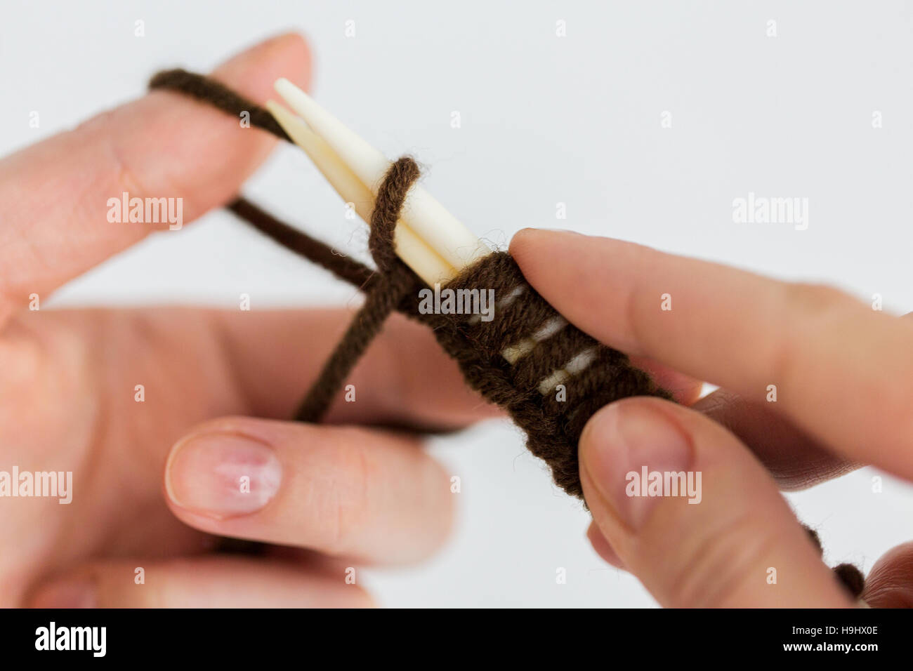 Finger knitting yarn hi-res stock photography and images - Alamy