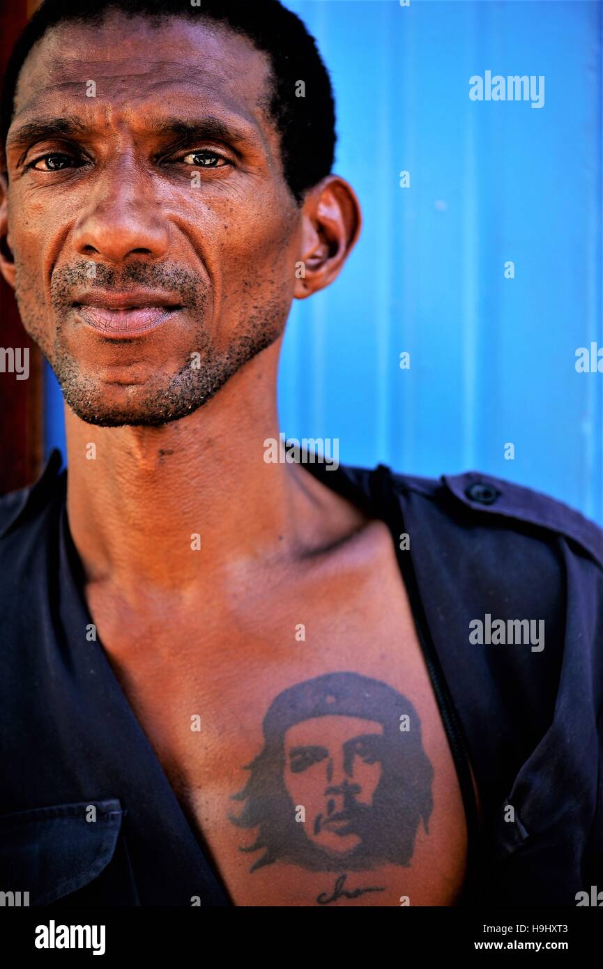 Faces of cuba hi-res stock photography and images - Alamy