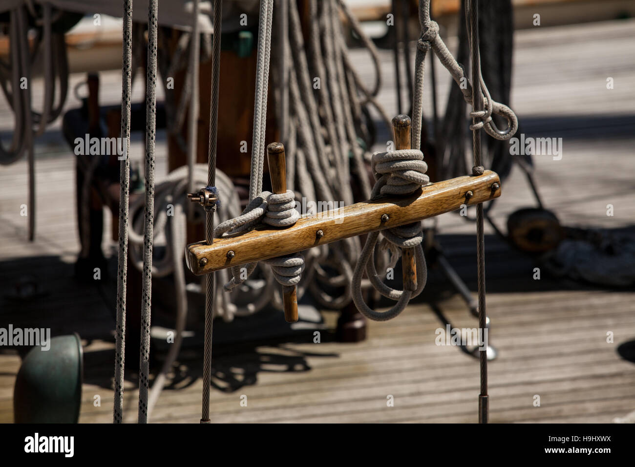 Roots on boat Stock Photo - Alamy