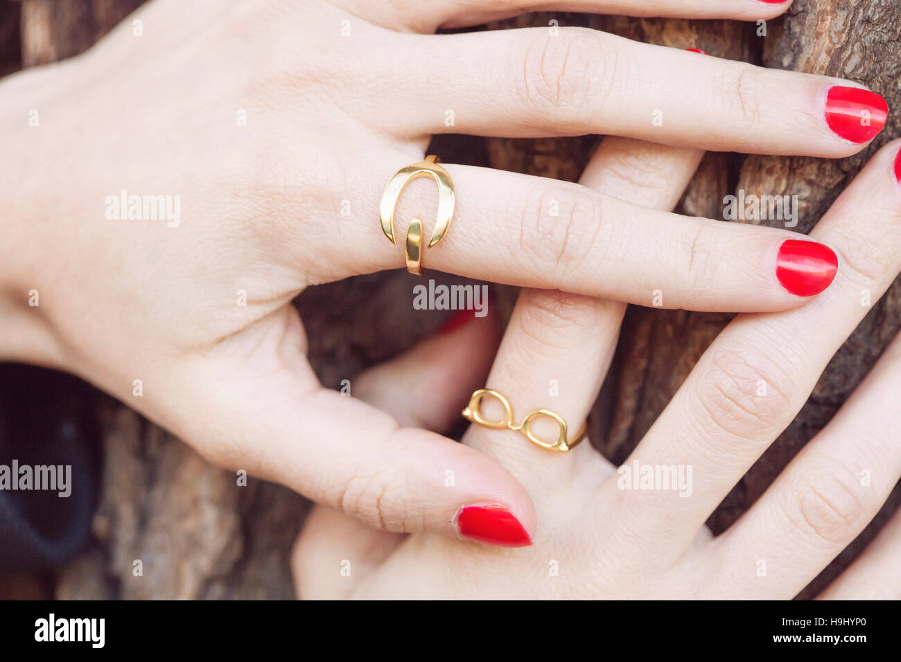Gold mineral hands hi-res stock photography and images - Alamy