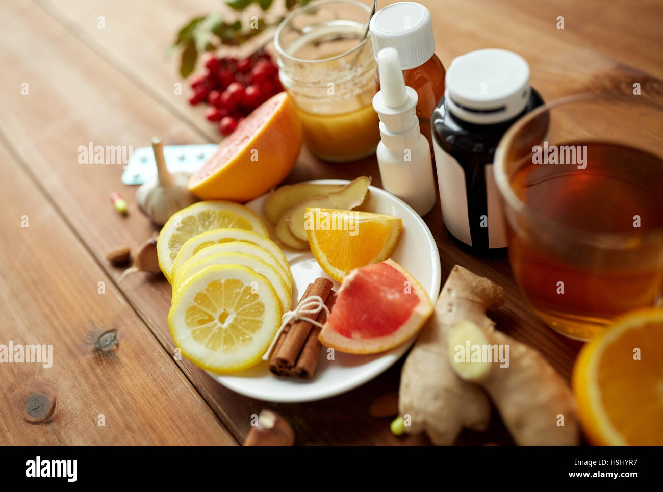 traditional medicine and drugs Stock Photo - Alamy
