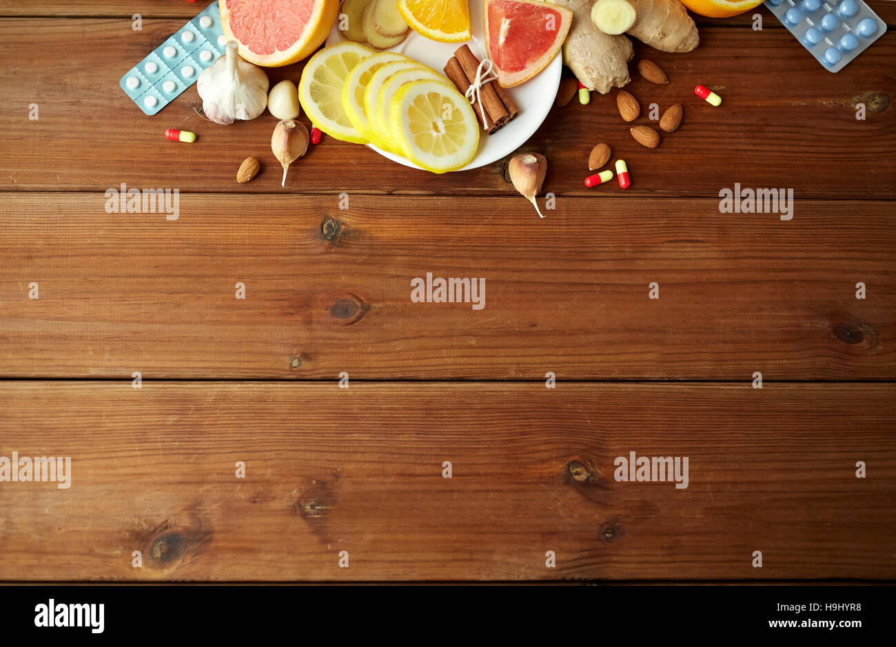 traditional medicine and drugs Stock Photo - Alamy