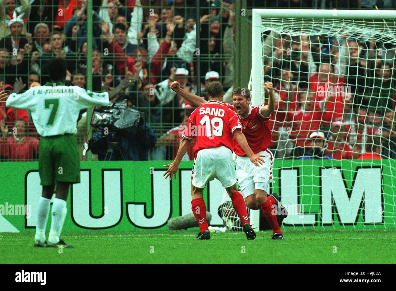 MARC RIEPER SCORES WINNER SAUDI ARABIA V DENMARK 16 June 1998 Stock ...