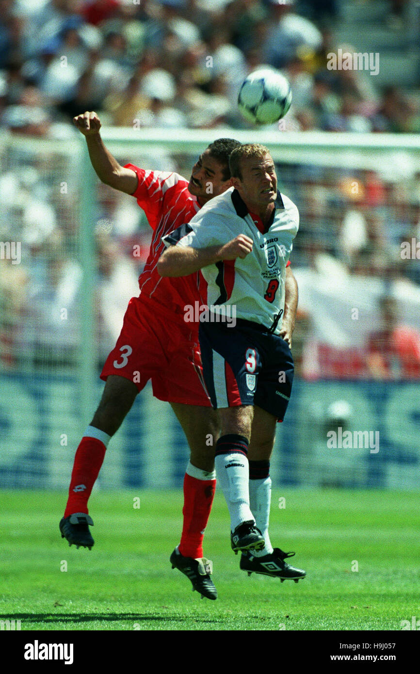 ALAN SHEARER ENGLAND & NEWCASTLE UNITED FC 17 June 1998 Stock Photo - Alamy