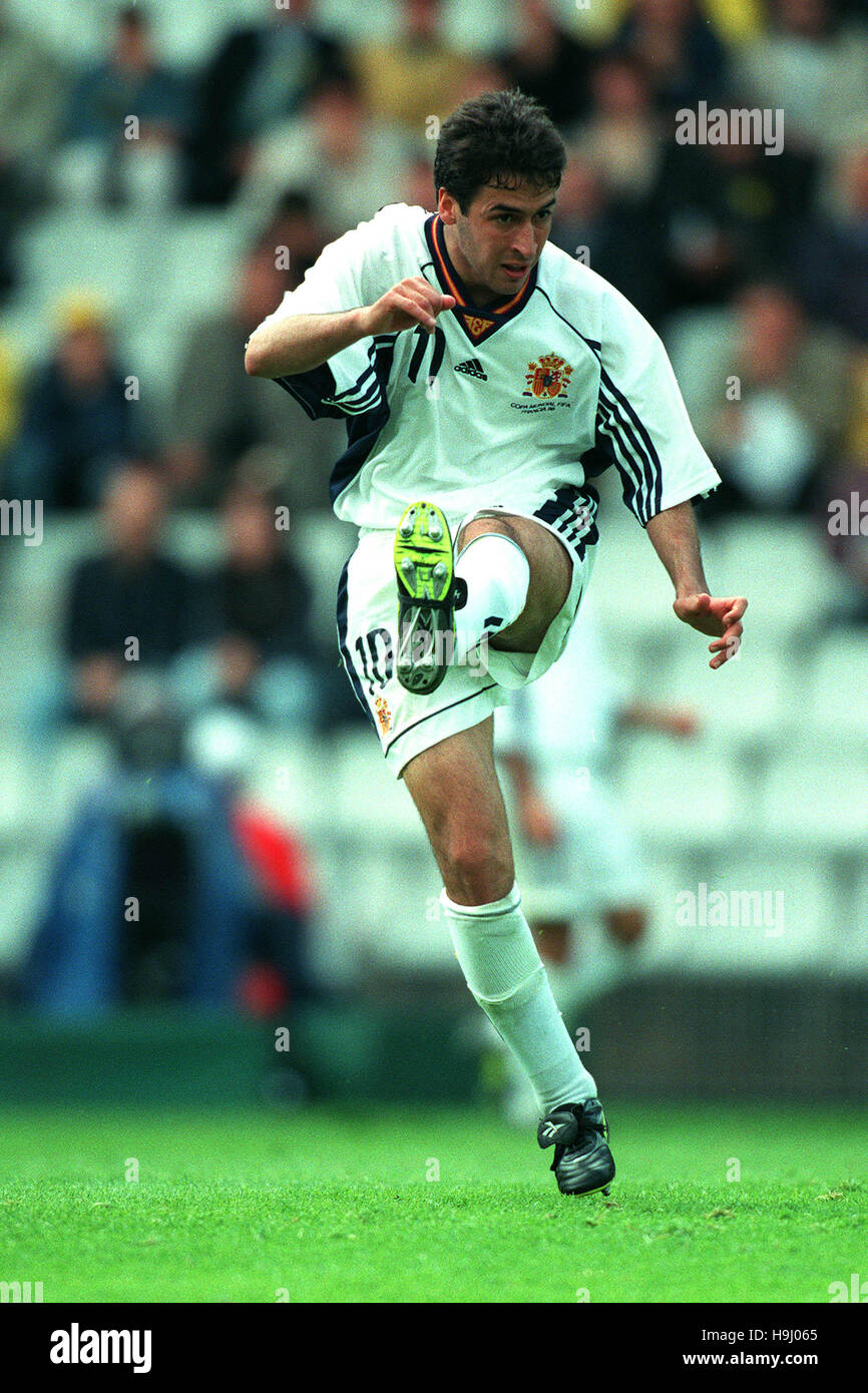 RAUL SPAIN & REAL MADRID 17 June 1998 Stock Photo - Alamy