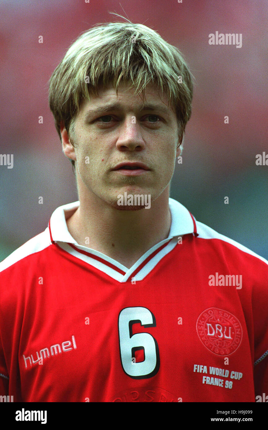 THOMAS HELVEG DENMARK & UDINESE 18 June 1998 Stock Photo - Alamy
