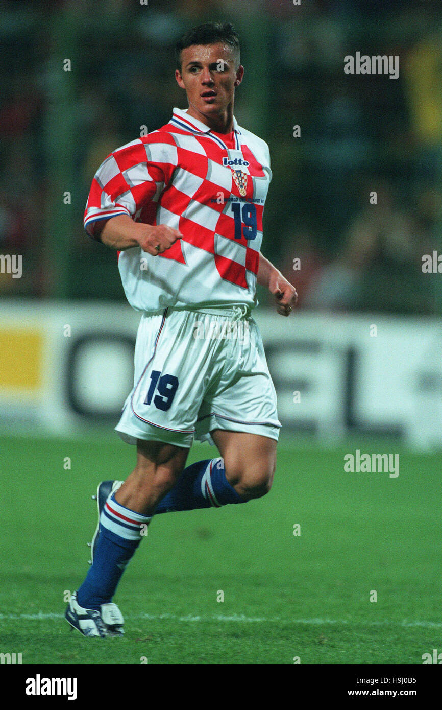 GORAN VLAOVIC CROATIA & PADOVA FC 22 June 1998 Stock Photo - Alamy
