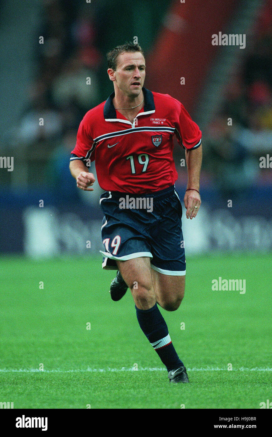 BRIAN MAISONNEUVE USA & COLUMBUS CREW 22 June 1998 Stock Photo - Alamy