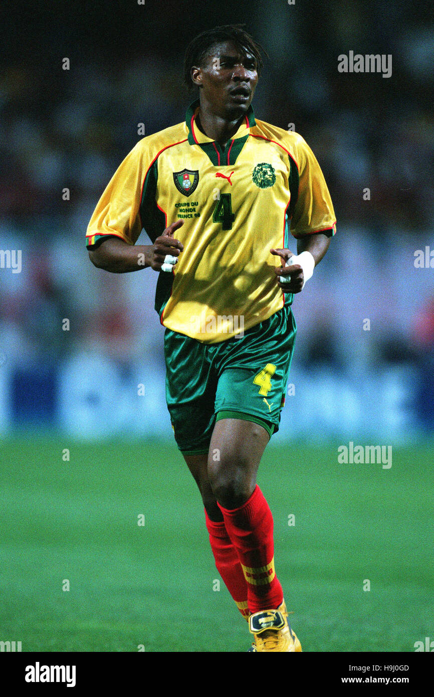 RIGOBERT SONG CAMEROON 22 June 1998 Stock Photo - Alamy