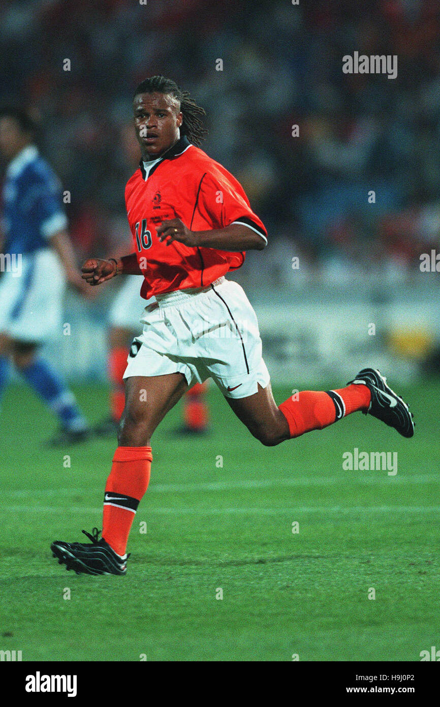 Edgar davids ajax hi-res stock photography and images - Alamy