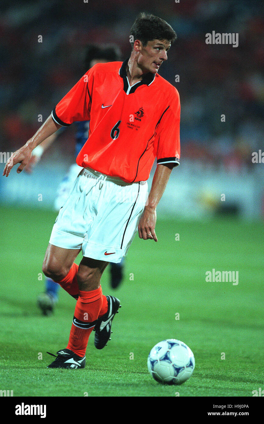 WIM JONK HOLLAND & PSV EINDHOVEN 25 June 1998 Stock Photo - Alamy
