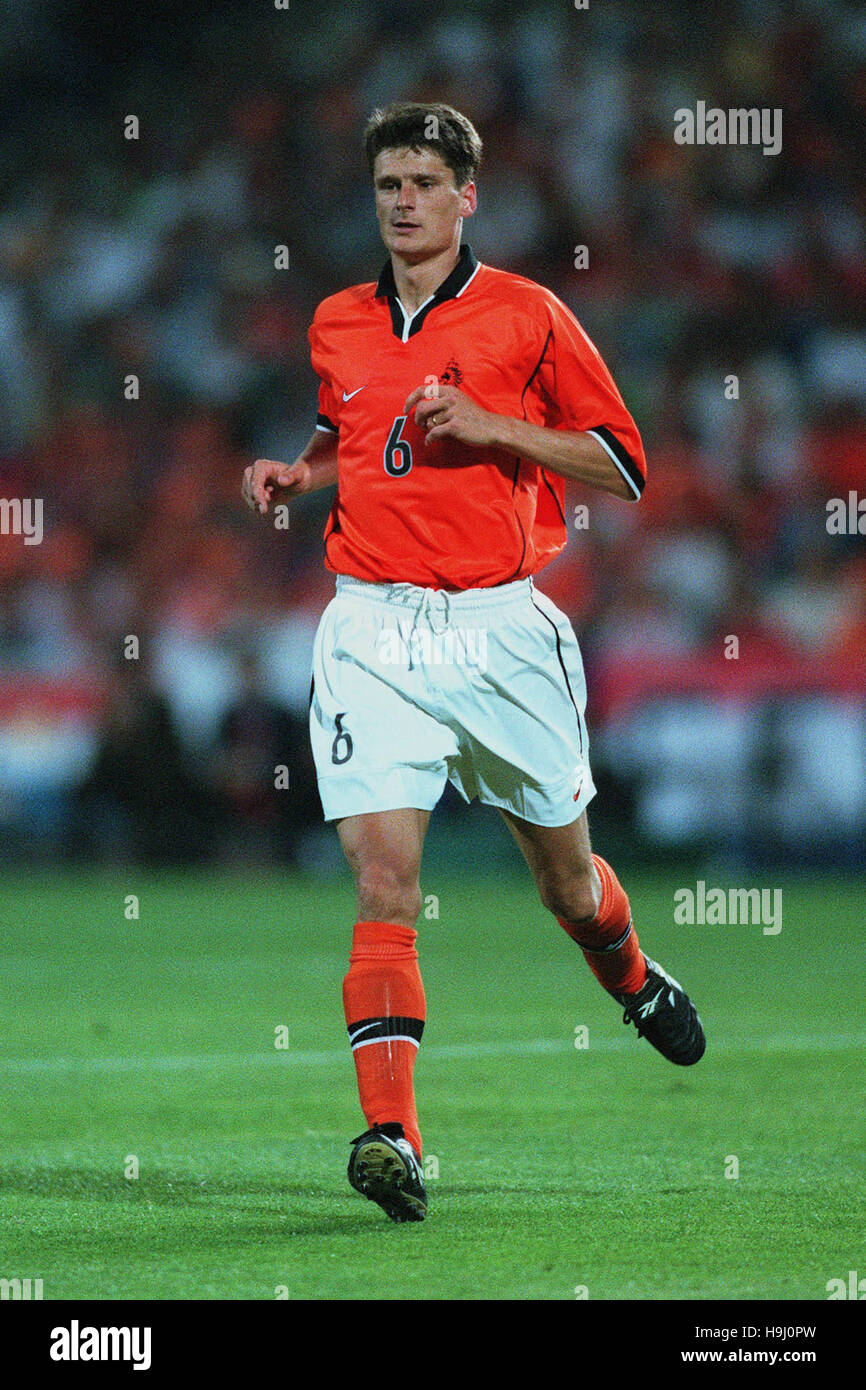 Wim jonk 1998 hi-res stock photography and images - Alamy