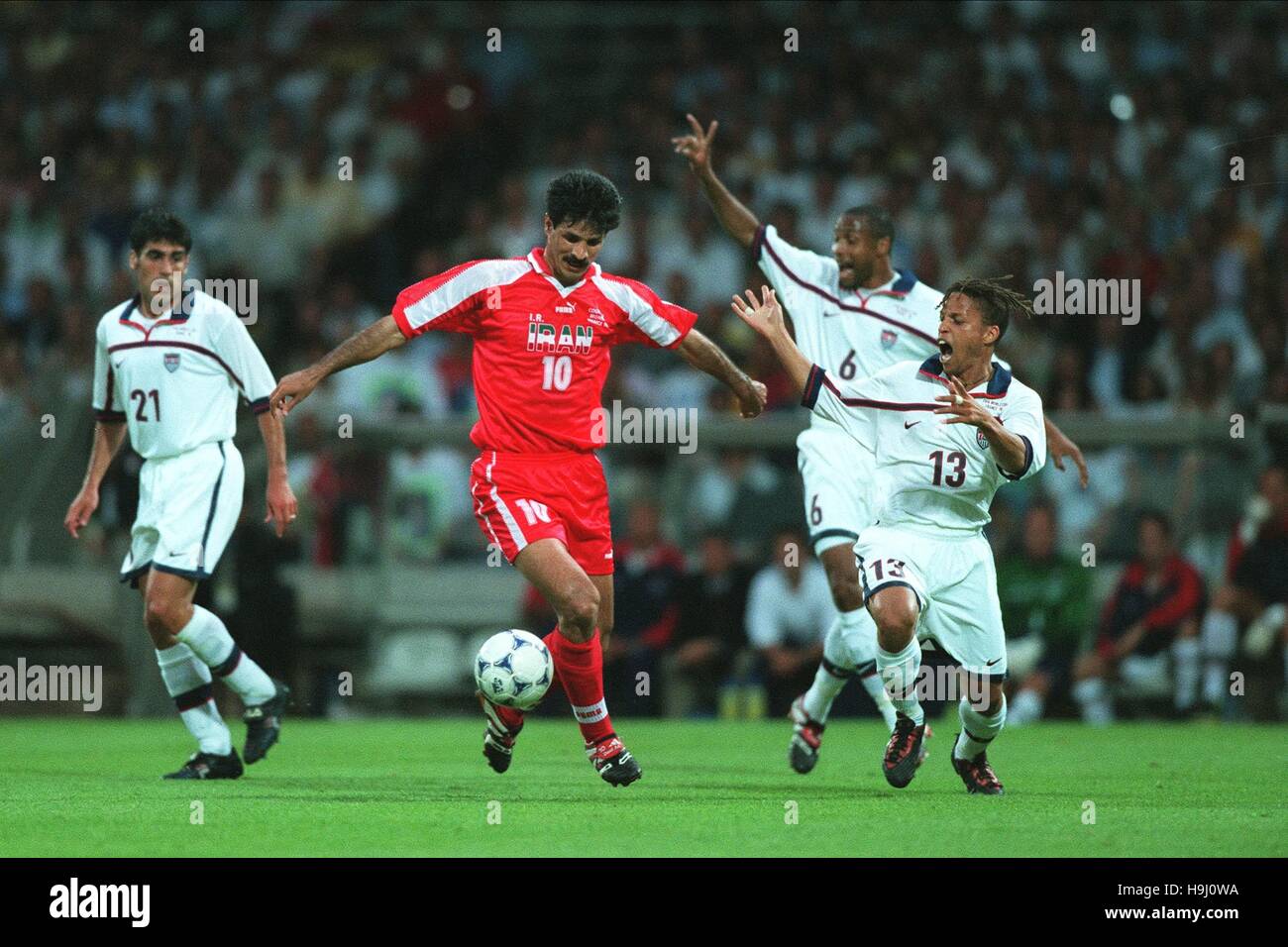 DAEI ALI & COBI JONES USA V IRAN 25 June 1998 Stock Photo - Alamy