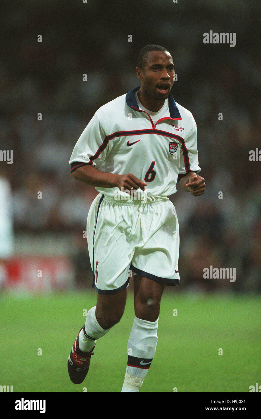 DAVID REGIS . USA & KARLSRUHER SC 25 June 1998 Stock Photo - Alamy