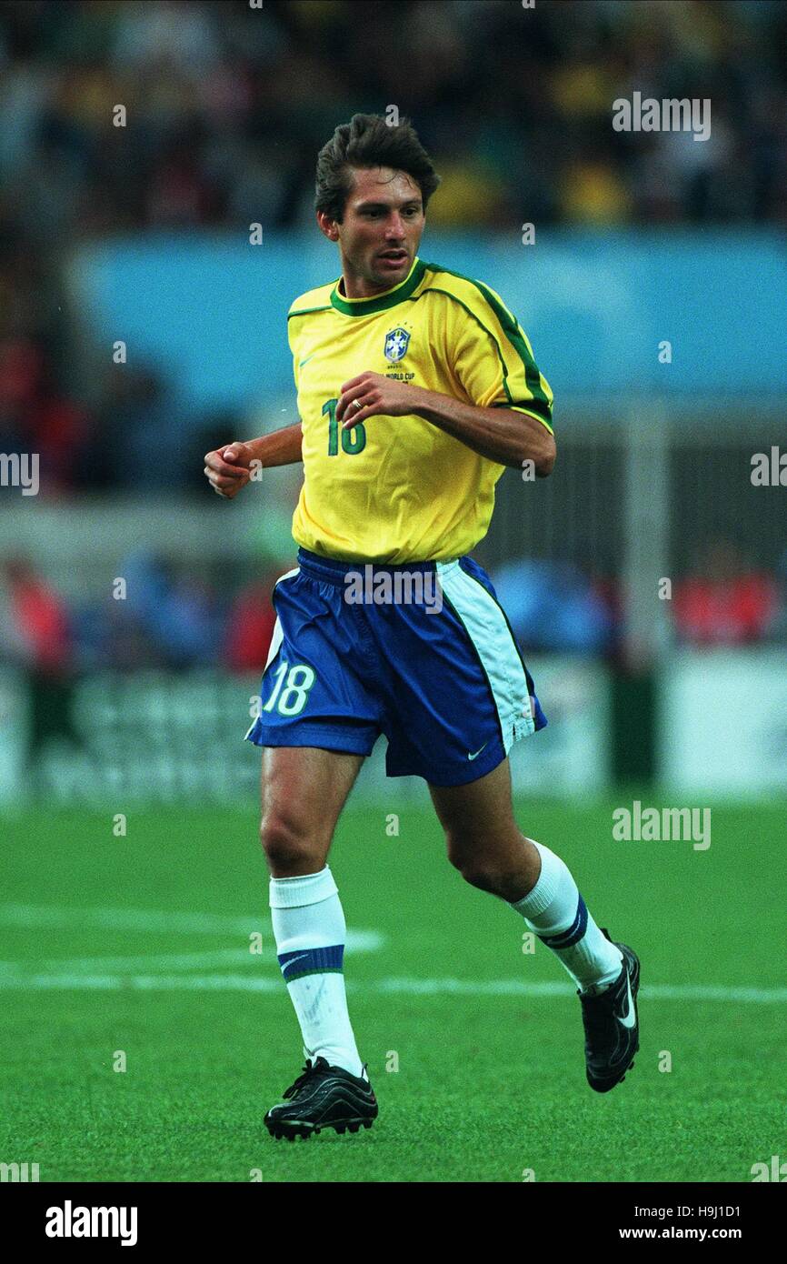 30 june 1998 hi-res stock photography and images - Alamy