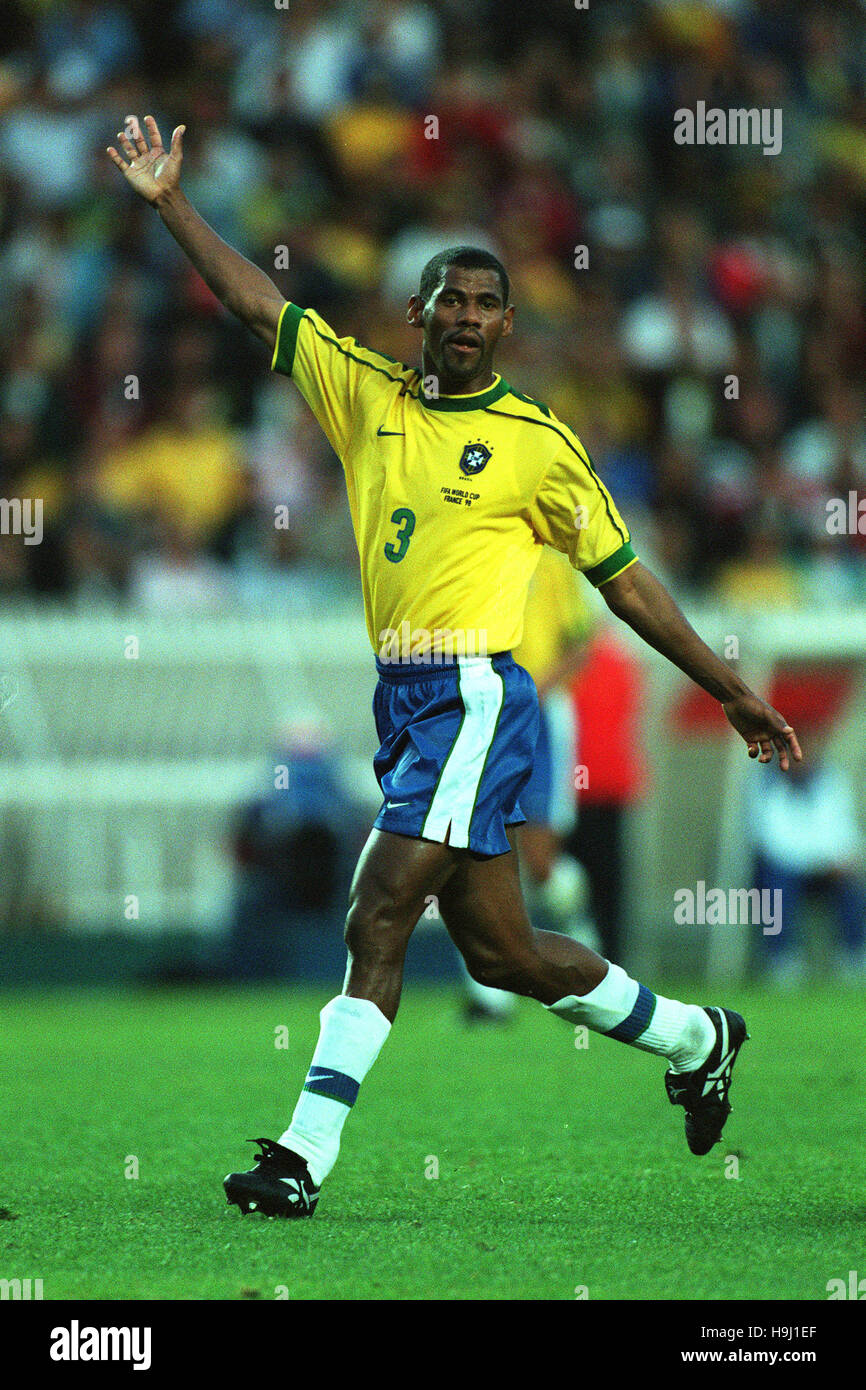 ALDAIR BRAZIL & AS ROMA 30 June 1998 Stock Photo - Alamy