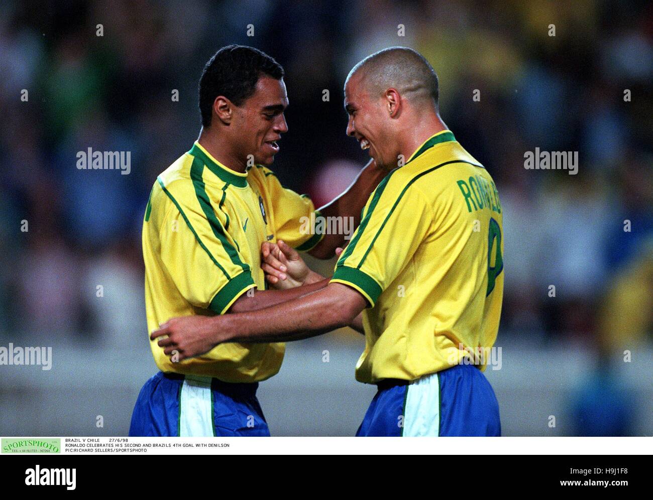 Ronaldo denilson brazil chile 30 hi-res stock photography and images ...