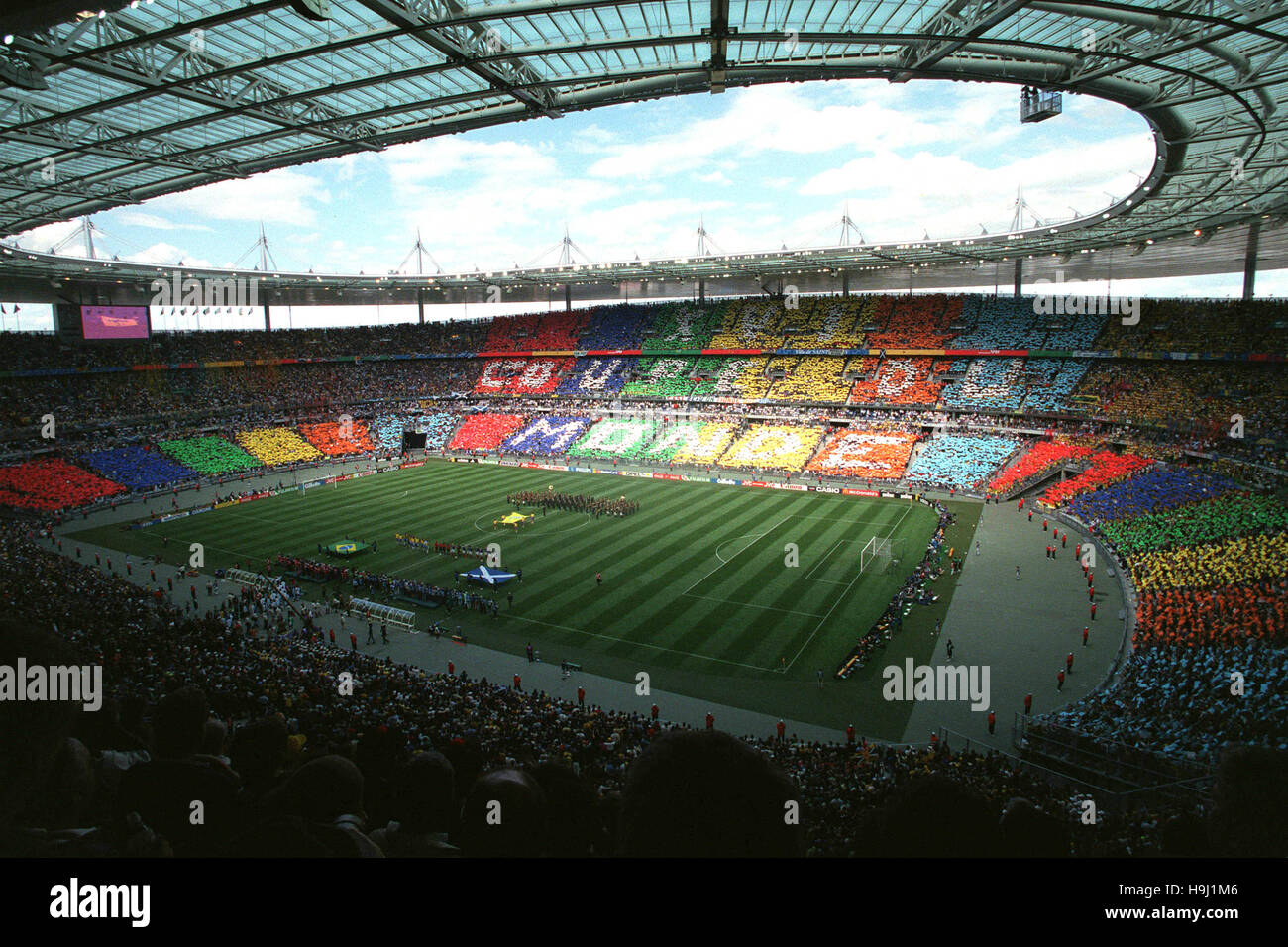 STADE DE FRANCE CEREMONY BRAZIL V SCOTLAND 10 June 1998 Stock Photo - Alamy