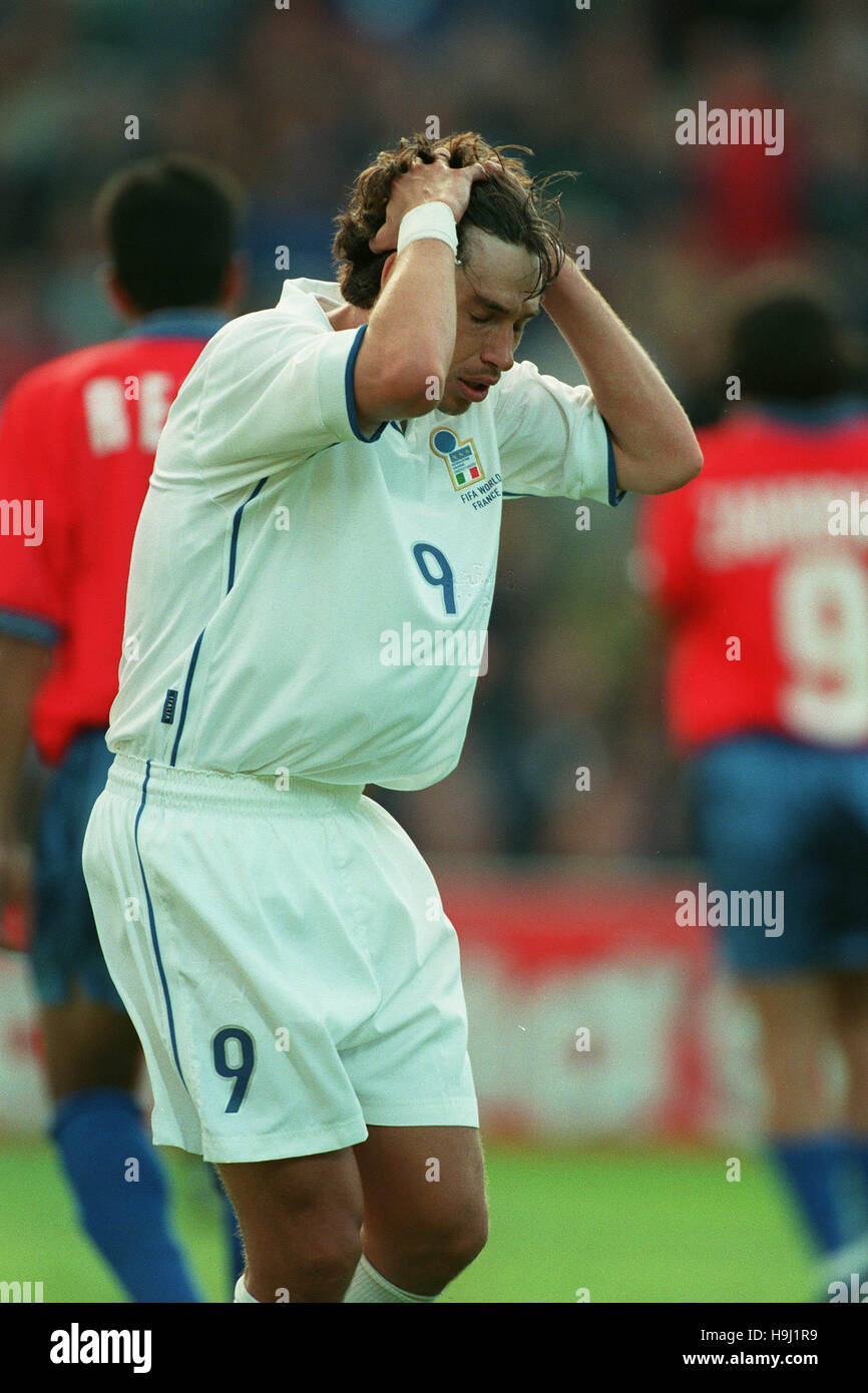AGUISH FOR DEMETRIO ALBERTINI ITALY V CHILE 16 June 1998 Stock Photo ...