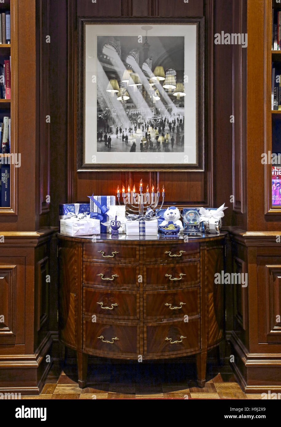 John dean library interior hi-res stock photography and images - Alamy