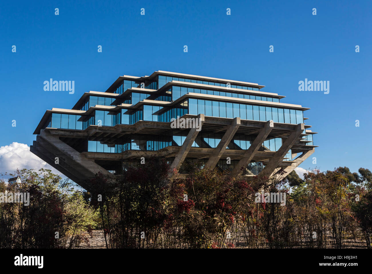 Geisel library architecture hi-res stock photography and images - Alamy