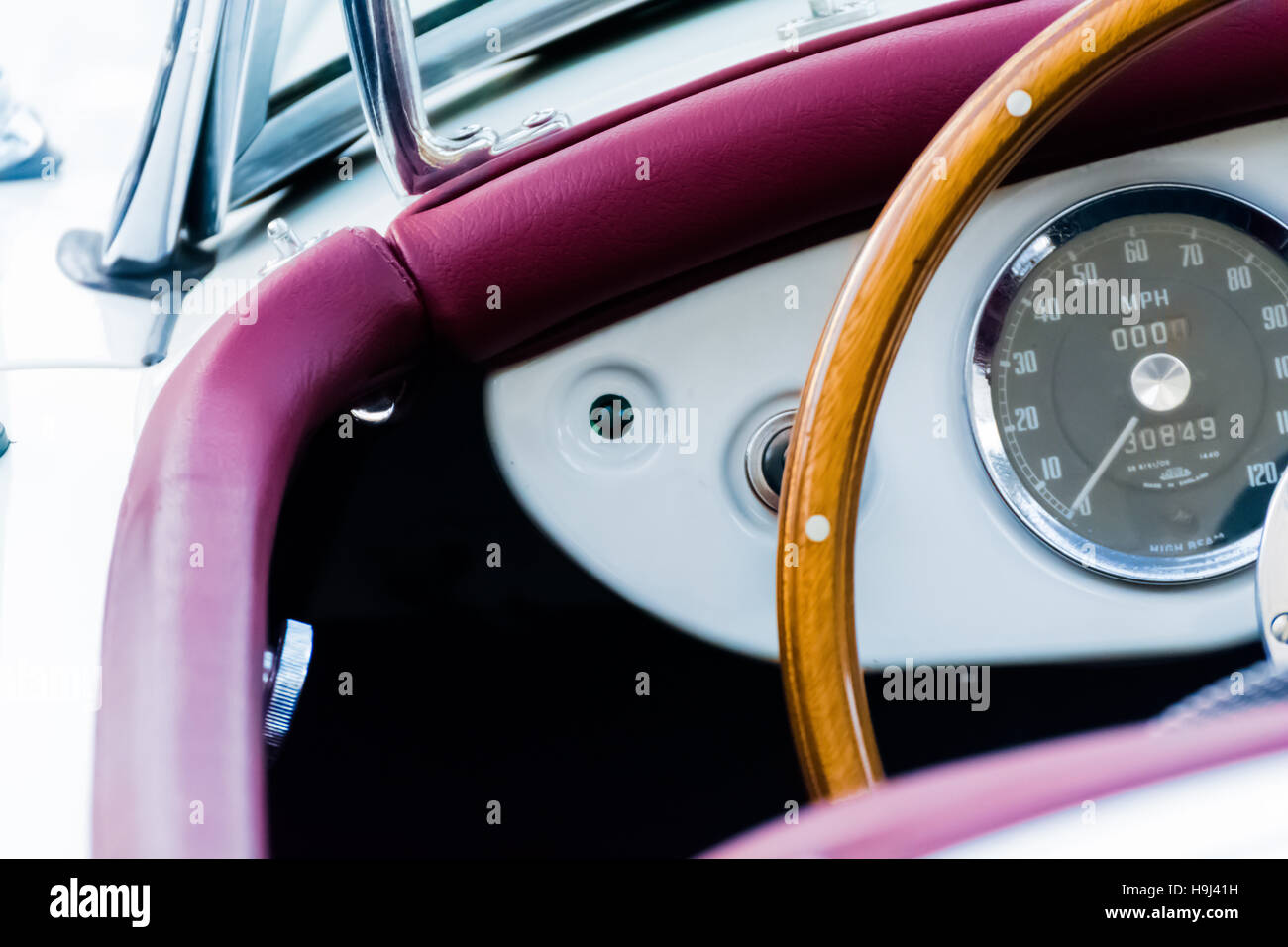 Close up View of steering wheel and speedmeter Stock Photo - Alamy