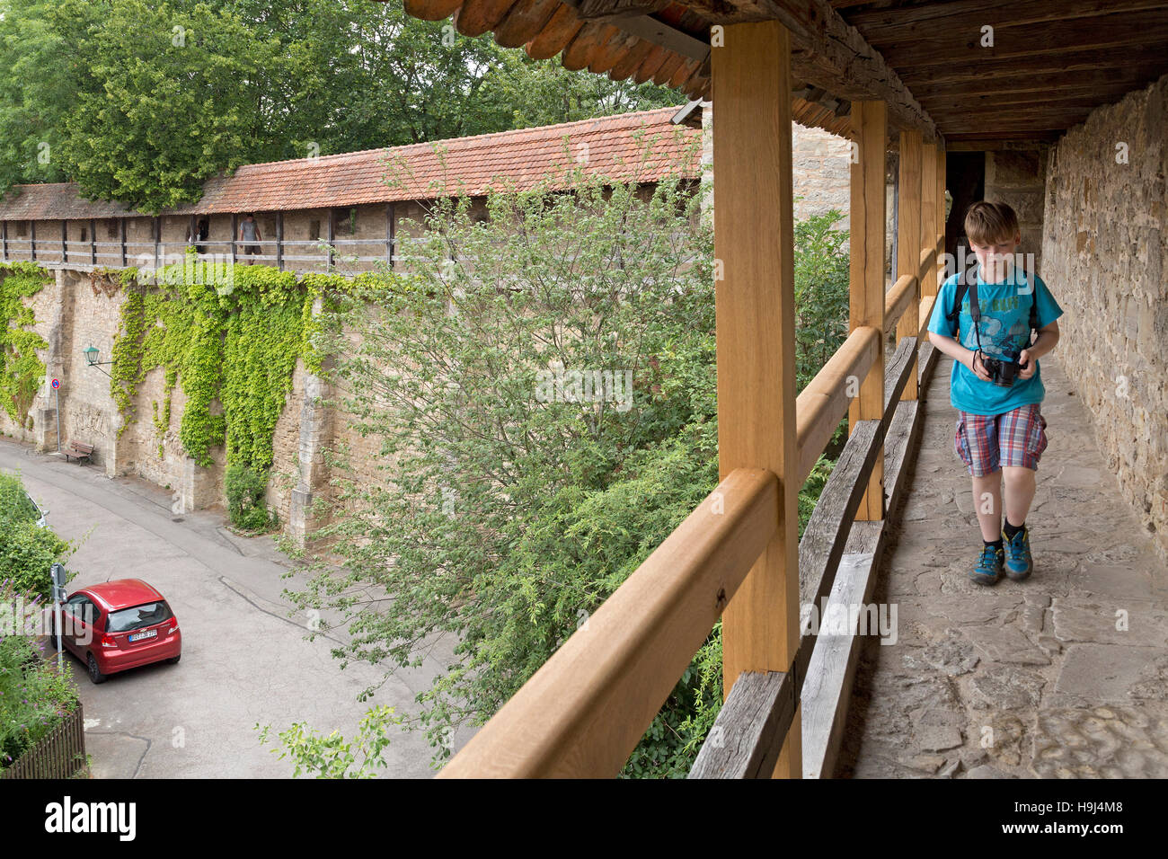 parapet walk, town wall, Rothenburg ob der Tauber, Central Franconia ...