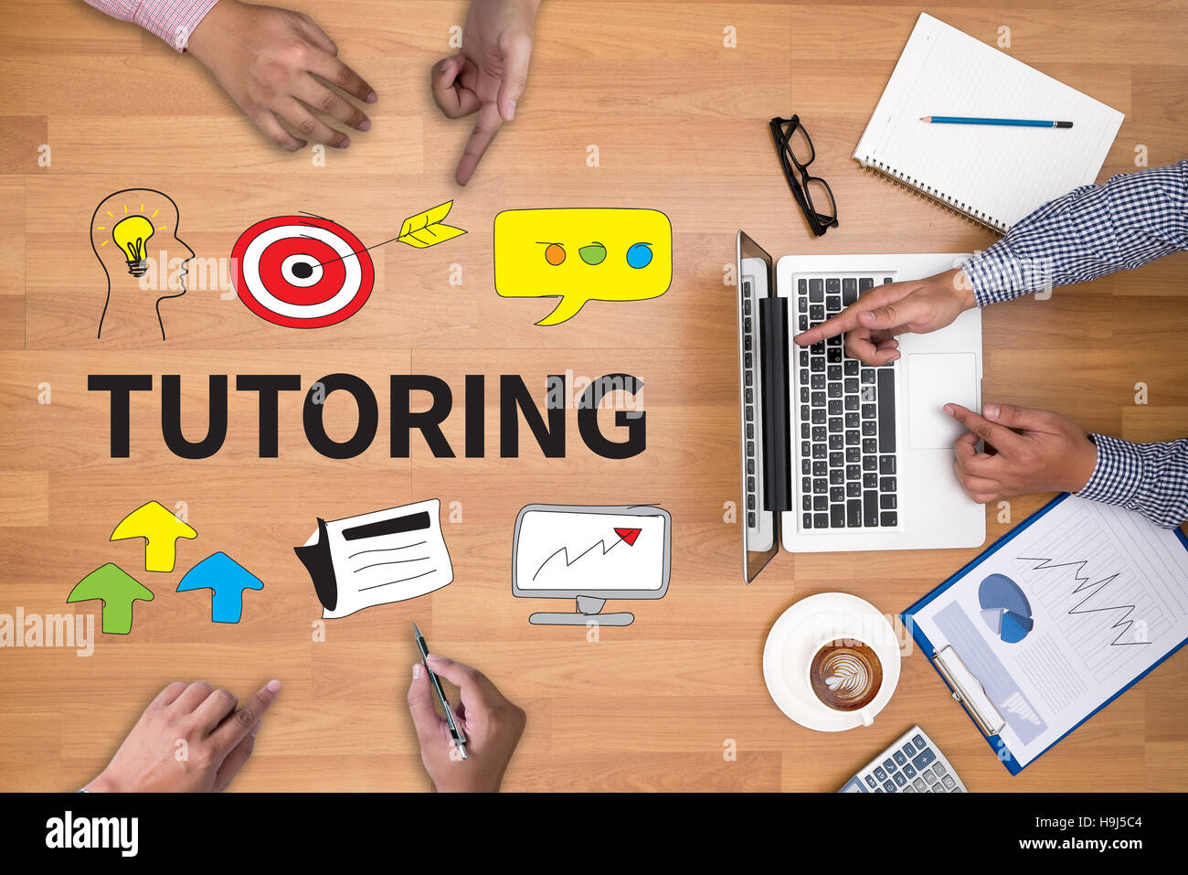 Chat tuition hi-res stock photography and images - Alamy