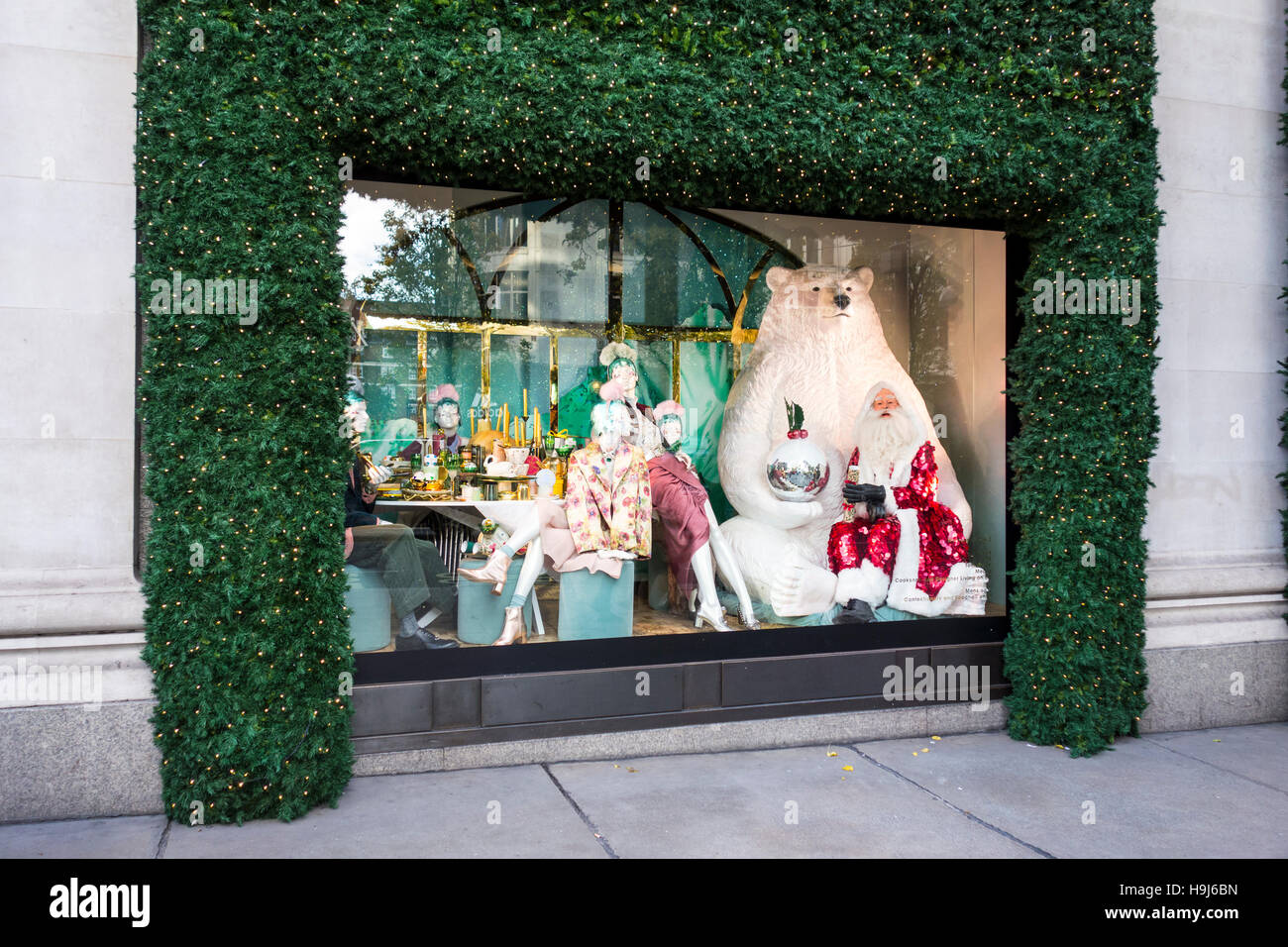 Selfridge & Co. Christmas windows, Oxford Street, London, UK Stock ...