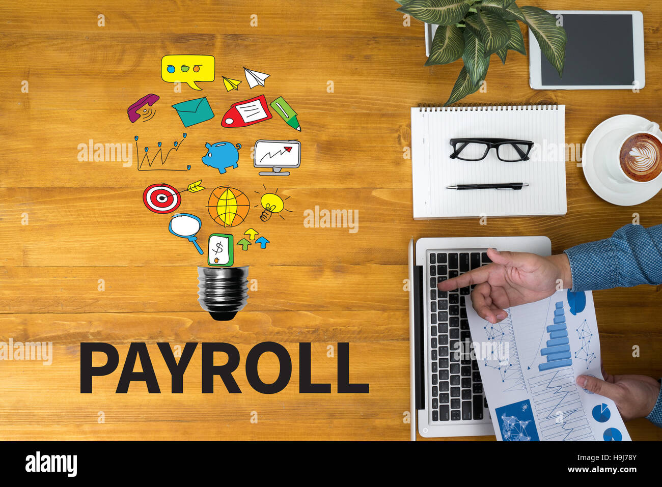 Payroll accounting hi-res stock photography and images - Alamy