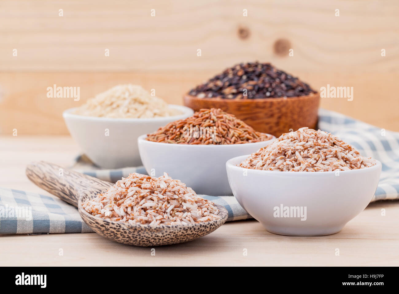 Whole grain Traditional Thai rice best rice for healthy and clea Stock ...