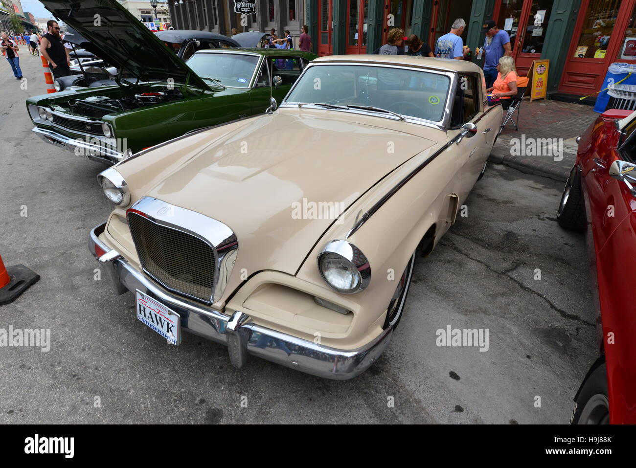 1950s studebaker classic american car hi-res stock photography and ...