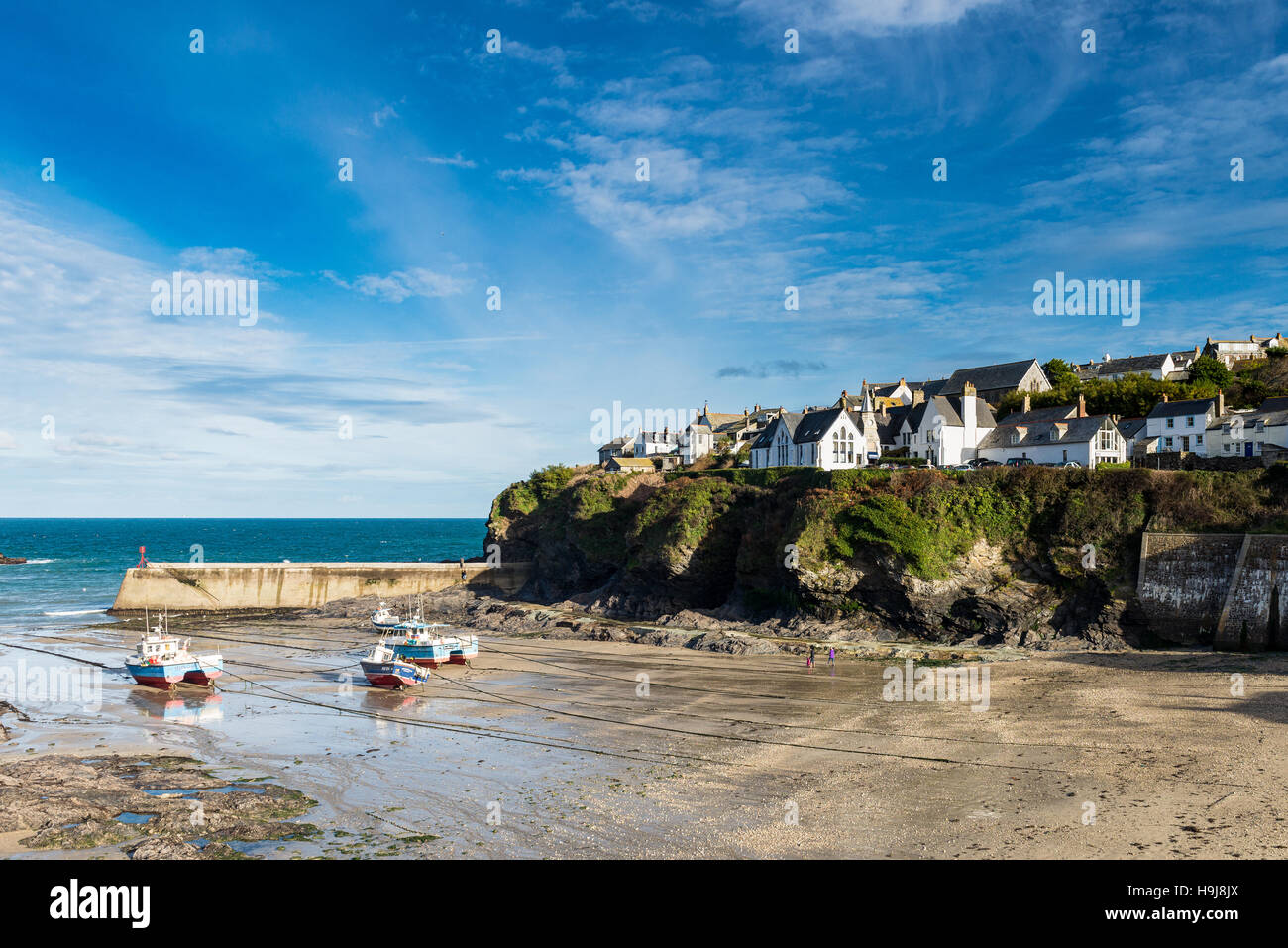 Port Isaac is a pretty fishing village and harbour on the Atlantic ...
