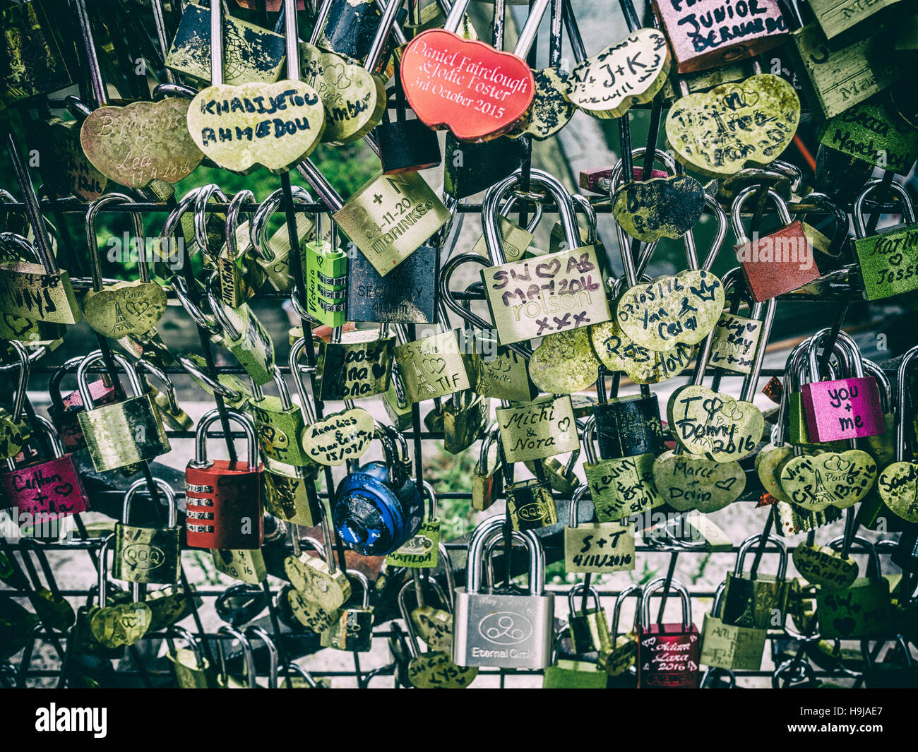 Pont Neuf love locks, Paris, France Stock Photo - Alamy