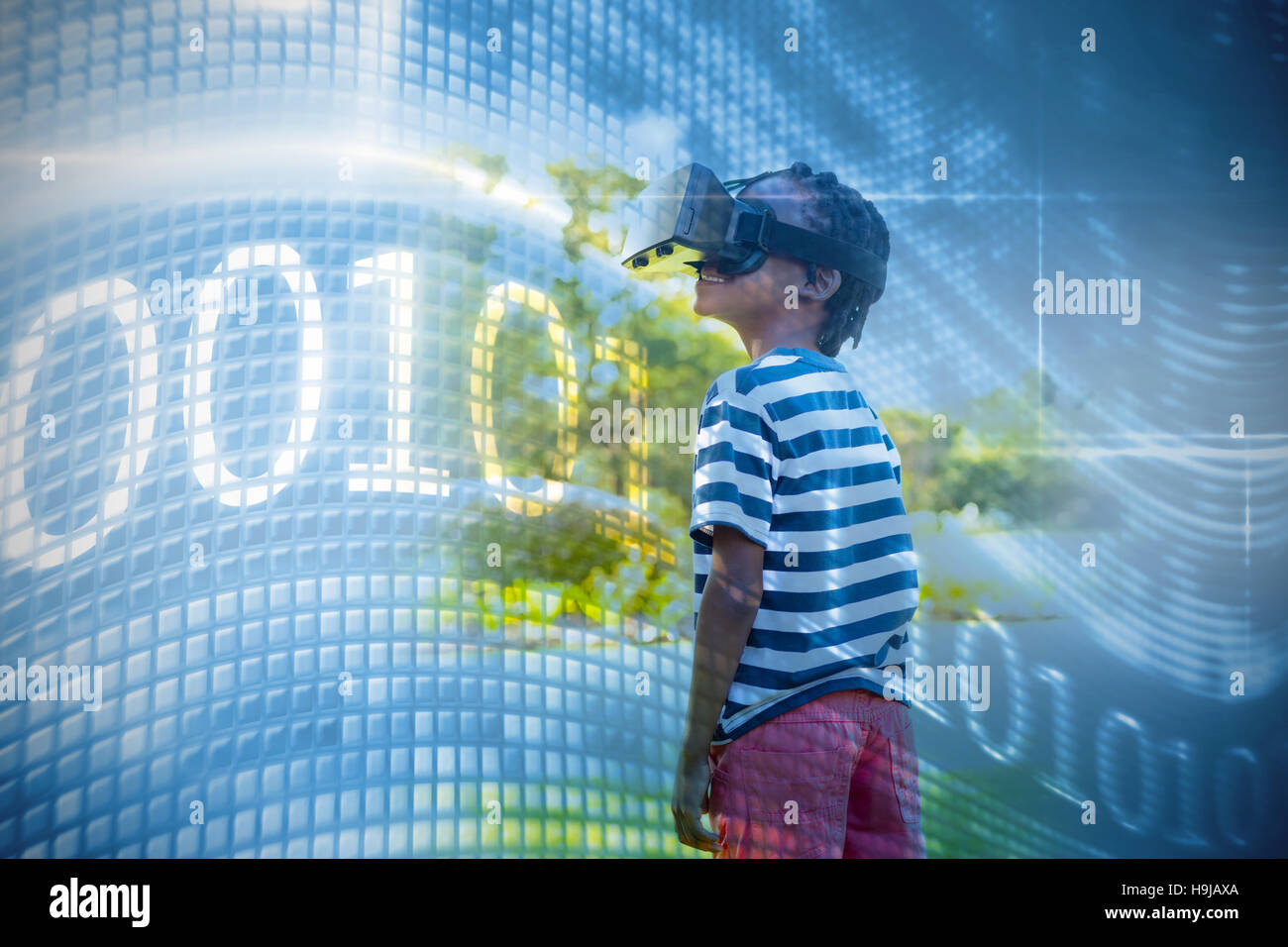 Green binary code on black hi-res stock photography and images - Alamy
