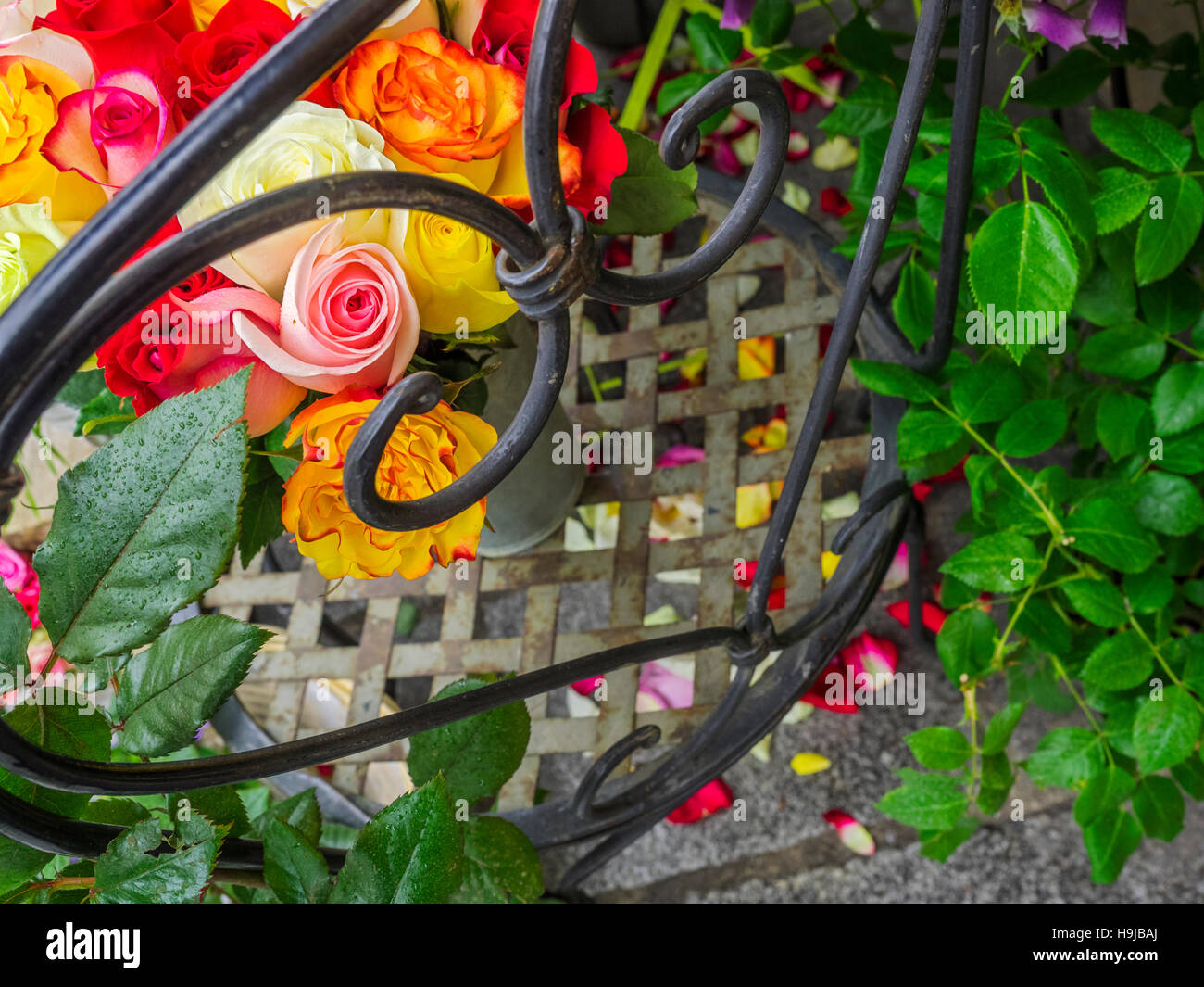 Street flower shop in Paris, France Stock Photo - Alamy