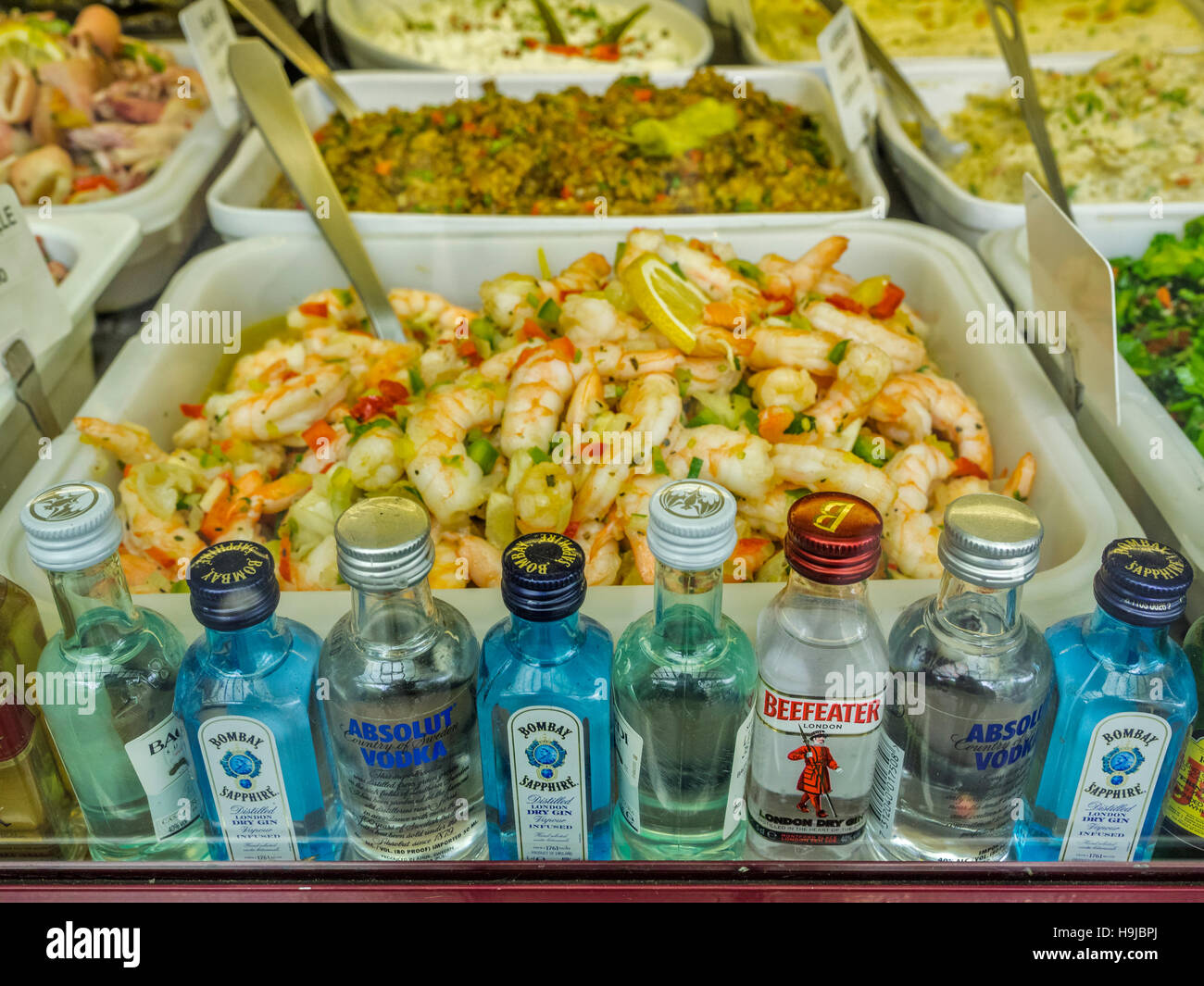 Deli window, Paris, France Stock Photo - Alamy