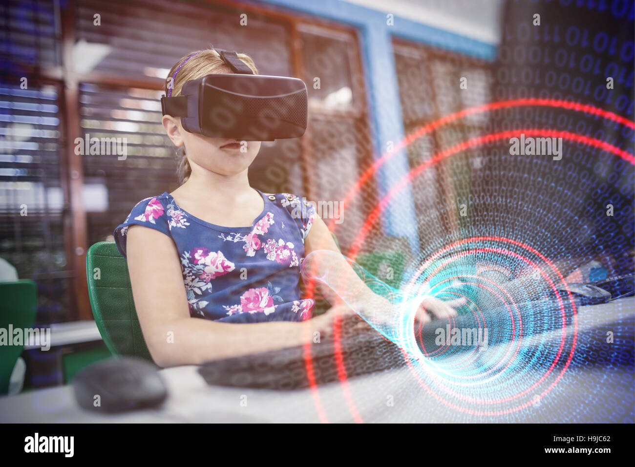 Child using 3d glasses hi-res stock photography and images - Alamy