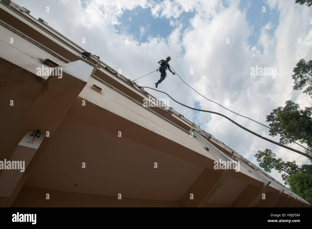 Hospital emergency response training hi-res stock photography and ...