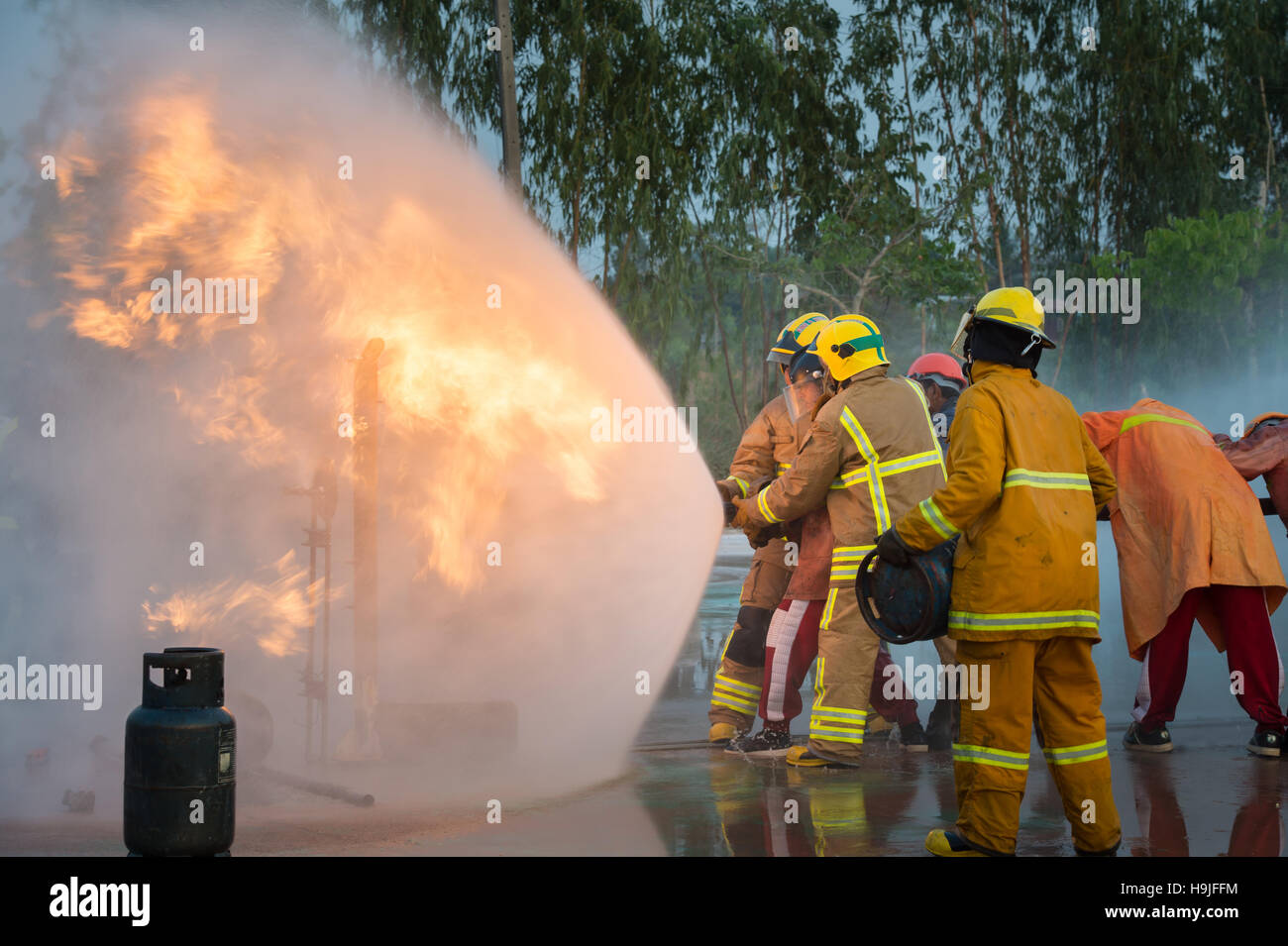 Training burn hi-res stock photography and images - Alamy