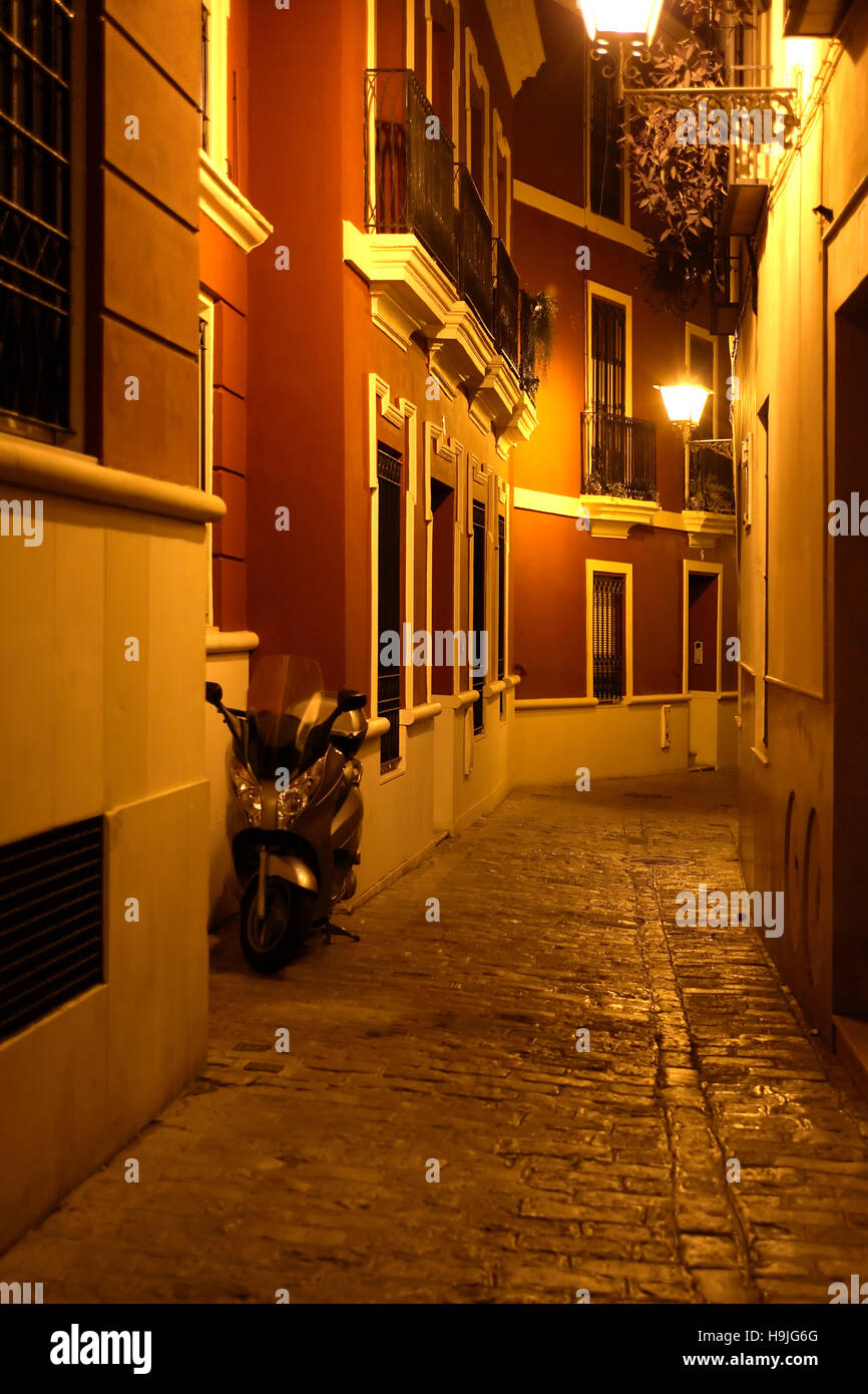 Pavement street light hi-res stock photography and images - Alamy