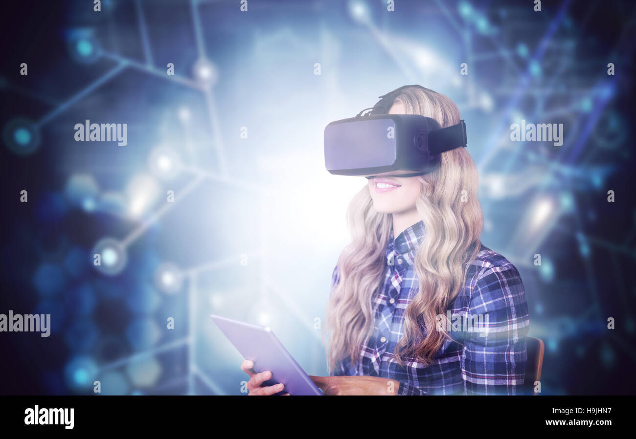 Oculus rift woman hi-res stock photography and images - Alamy